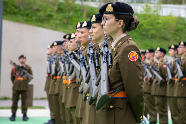 31 Soldiers Sworn In to Luxembourg Army